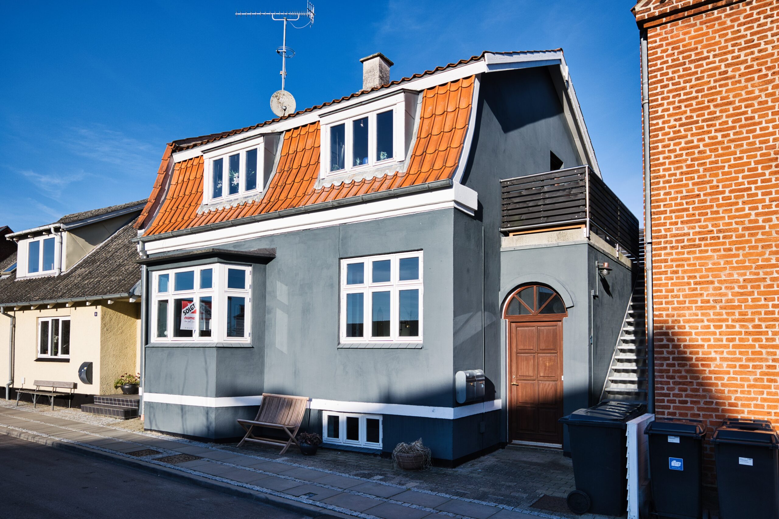 Maling af facade og vinduer – TP Ejendomme